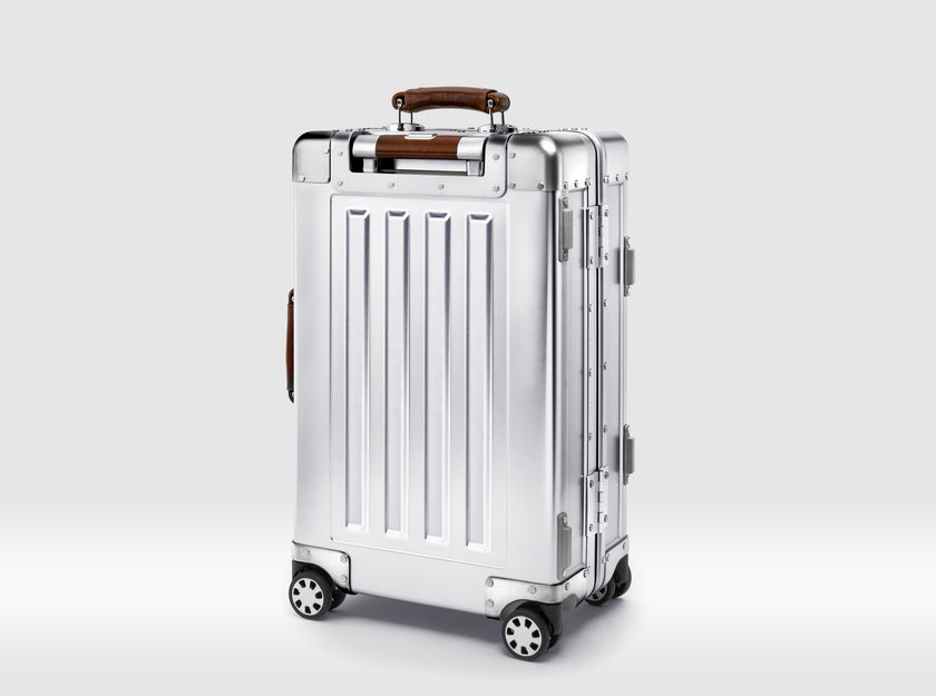 Sterling Pacific Luggage – 40L Cabin Travel Case (Carry-On)