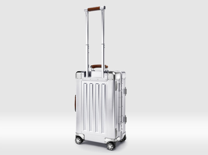 Sterling Pacific Luggage – 40L Cabin Travel Case (Carry-On)